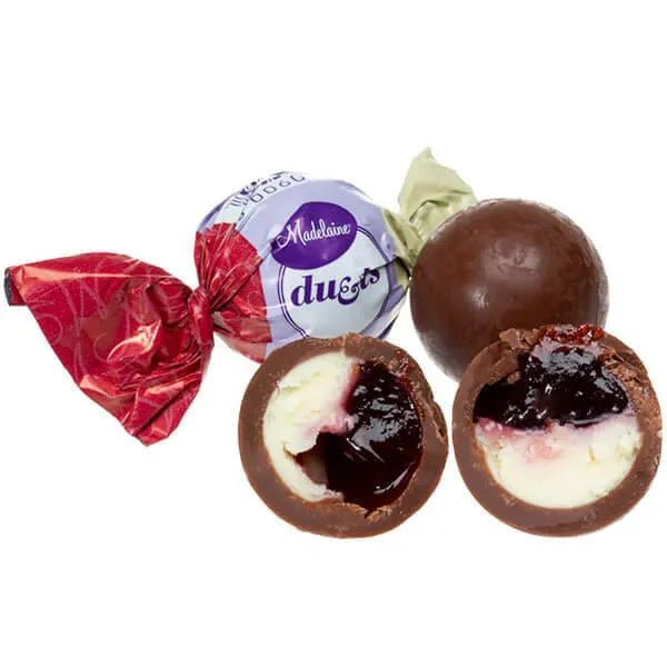 Madelaine Duets White Chocolate & Raspberry Filled Chocolate Truffles ...