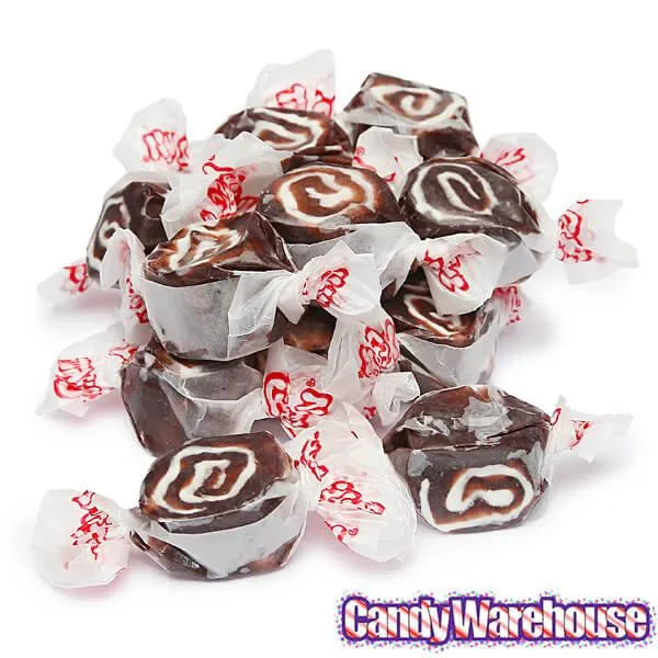Salt Water Taffy - Black Licorice Swirl: 2.5LB Bag | Candy Warehouse