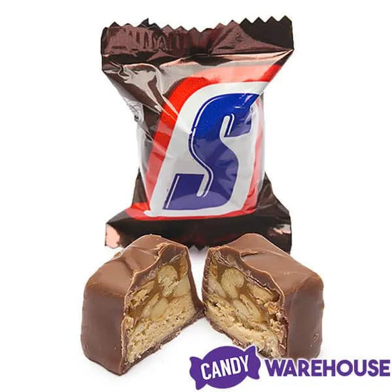 Snickers Minis Candy: 40-Ounce Bag | Candy Warehouse