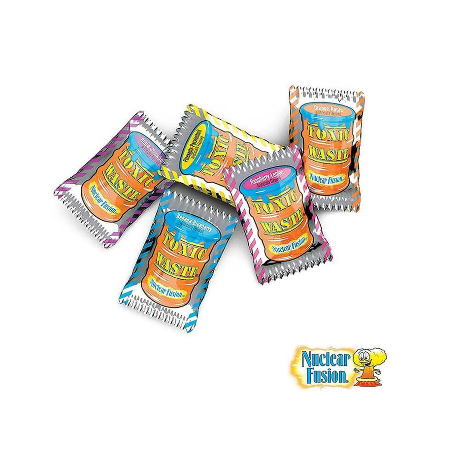 Toxic Waste Nuclear Fusion Sour Candy Packs: 240-Piece Tub – Candy ...
