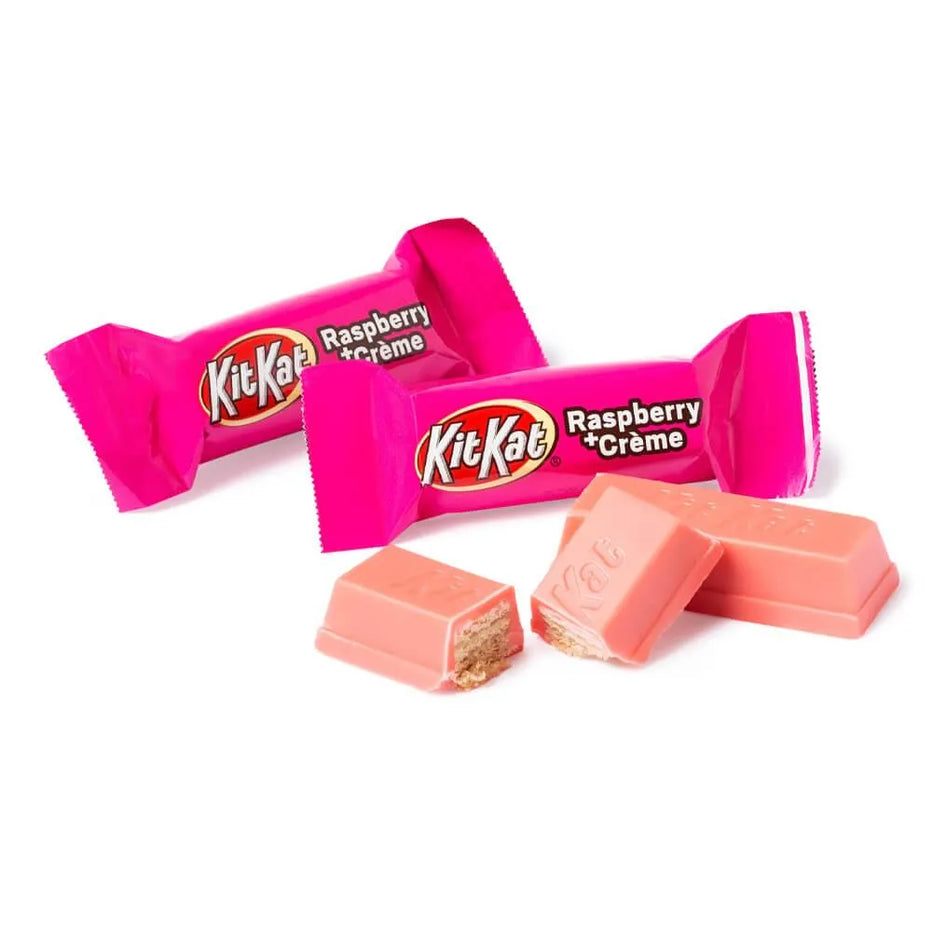 Valentine Raspberry Creme Kit Kat Minis Candy: 8.8-Ounce Bag – Candy ...